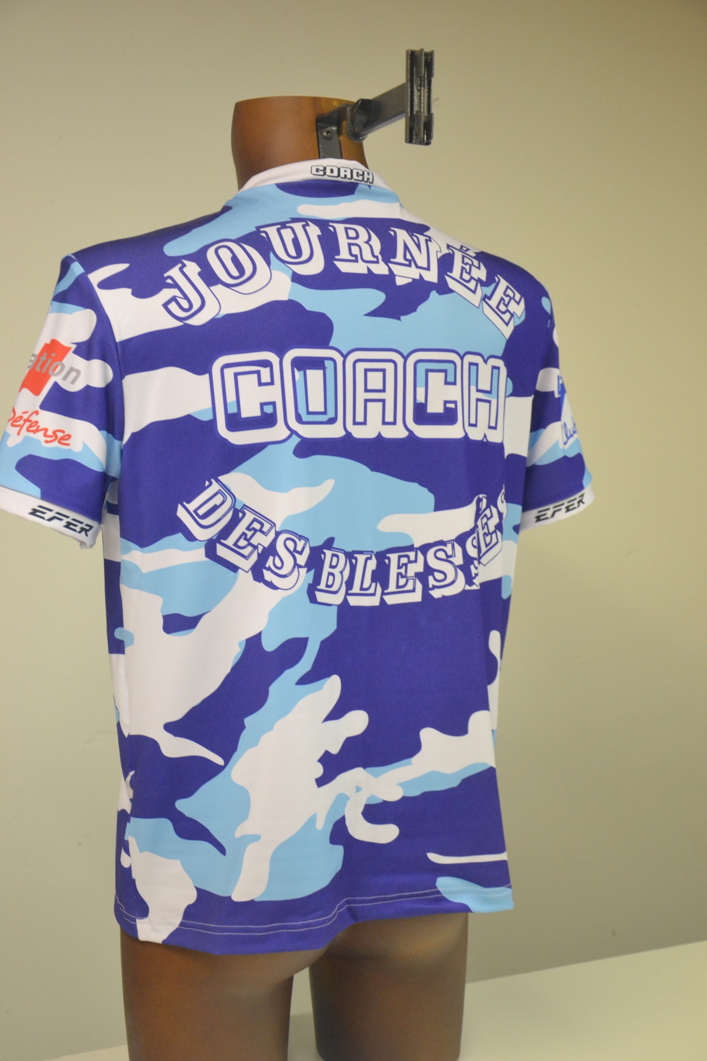 confection vêtement tradition et vêtement de sport