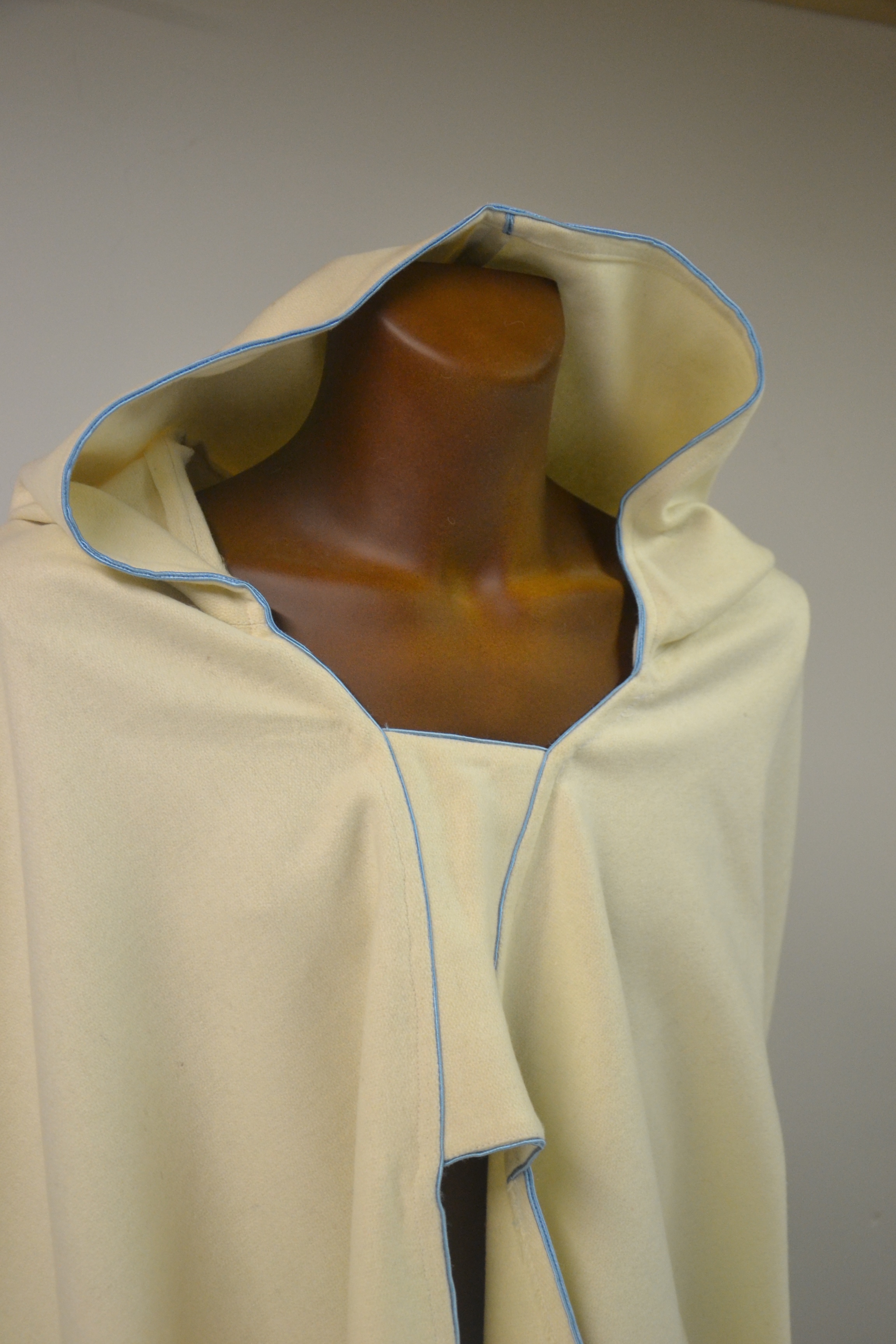 confection vêtement tradition et vêtement de sport